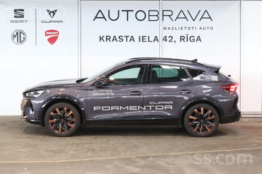 Violet Cupra Formentor 2025 in Riga, with an engine capacity of 2.00 L and mileage of 20 thousand km for 35990 €, photo 5 on AUTOMOTO.COM.LV