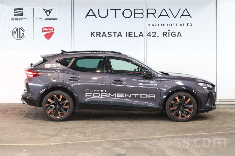 Violet Cupra Formentor 2025 in Riga, with an engine capacity of 2.00 L and mileage of 20 thousand km for 35990 €, photo 6 on AUTOMOTO.COM.LV