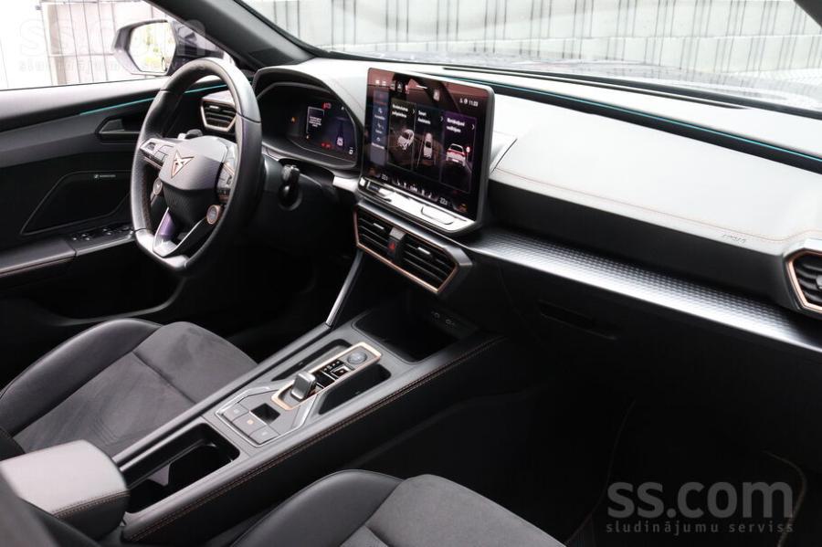 Violet Cupra Formentor 2025 in Riga, with an engine capacity of 2.00 L and mileage of 20 thousand km for 35990 €, photo 31 on AUTOMOTO.COM.LV