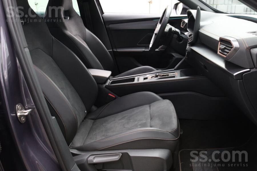 Violet Cupra Formentor 2025 in Riga, with an engine capacity of 2.00 L and mileage of 20 thousand km for 35990 €, photo 32 on AUTOMOTO.COM.LV