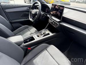 Violets Cupra Formentor 2025 Rīga, ar dzinēja tilpumu 2.00 L un nobraukumu 14 tūkst. km par 37150 €, foto 15 vietnē AUTOMOTO.COM.LV