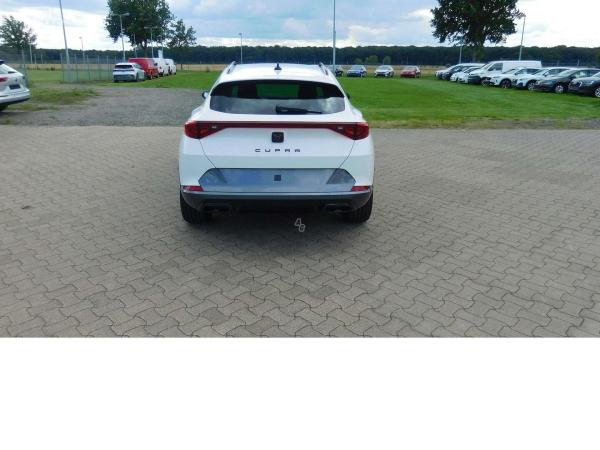 Balts Cupra Formentor 2024 Kauņa, ar dzinēja tilpumu 1.40 L un nobraukumu 27 tūkst. km par 26924 €, foto 4 vietnē AUTOMOTO.COM.LV