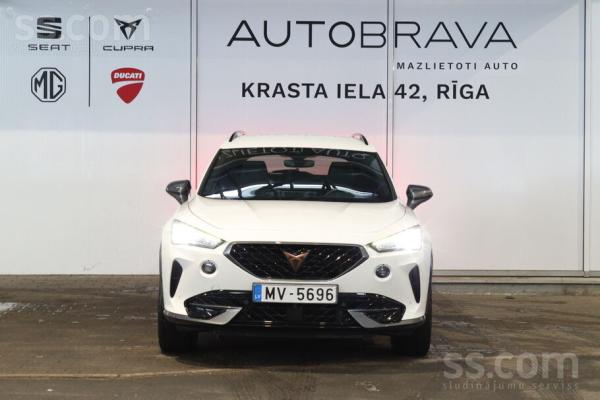 White Cupra Formentor 2021 in Riga, with an engine capacity of 1.50 L and mileage of 59 thousand km for 23490 €, photo 2 on AUTOMOTO.COM.LV