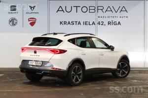 Balts Cupra Formentor 2021 Rīga, ar dzinēja tilpumu 1.50 L un nobraukumu 59 tūkst. km par 23490 €, foto 6 vietnē AUTOMOTO.COM.LV