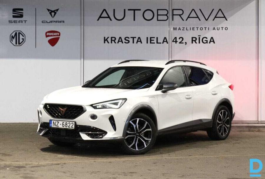 White Cupra Formentor 2021 in Riga, with an engine capacity of 1.40 L and mileage of 88 thousand km for 24490 €, photo 1 on AUTOMOTO.COM.LV