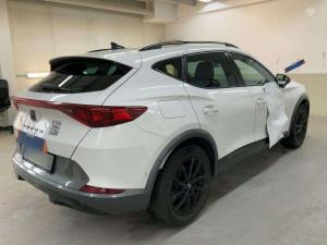 Balts Cupra Formentor 2021 Kauņa, ar dzinēja tilpumu 1.40 L un nobraukumu 141 tūkst. km par 20600 €, foto 4 vietnē AUTOMOTO.COM.LV