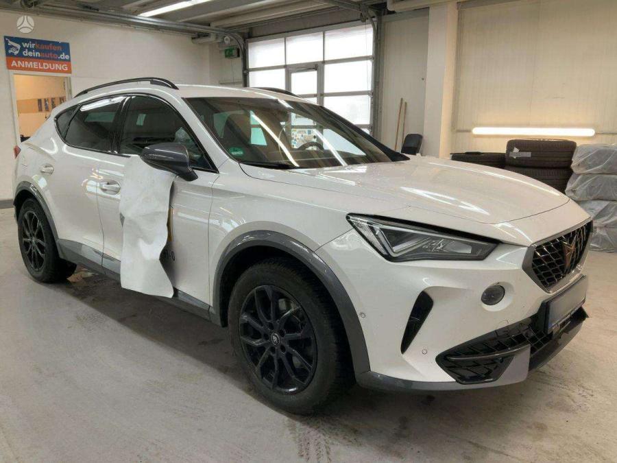 Balts Cupra Formentor 2021 Kauņa, ar dzinēja tilpumu 1.40 L un nobraukumu 141 tūkst. km par 20600 €, foto 5 vietnē AUTOMOTO.COM.LV
