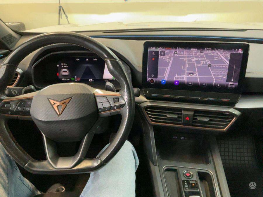 Balts Cupra Formentor 2021 Kauņa, ar dzinēja tilpumu 1.40 L un nobraukumu 141 tūkst. km par 20600 €, foto 9 vietnē AUTOMOTO.COM.LV