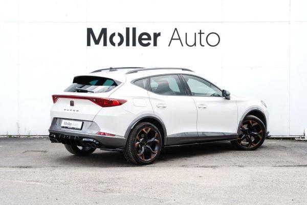 White Cupra Formentor 2021 in Riga, with an engine capacity of 2.00 L and mileage of 87 thousand km for 24500 €, photo 4 on AUTOMOTO.COM.LV