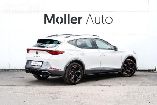 White Cupra Formentor 2021 in Riga, with an engine capacity of 2.00 L and mileage of 87 thousand km for 24500 €, photo 4 on AUTOMOTO.COM.LV