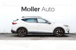 White Cupra Formentor 2021 in Riga, with an engine capacity of 2.00 L and mileage of 87 thousand km for 24500 €, photo 6 on AUTOMOTO.COM.LV
