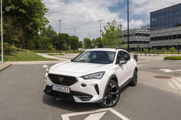 Белый Cupra Formentor 2021 в Вильнюс, объемом двигателя 1.40 л и пробегом 42 тыс. км за 25200 €, фото 1 на AUTOMOTO.COM.LV