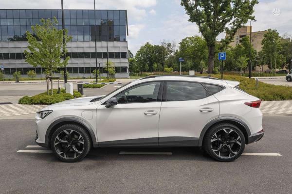 Белый Cupra Formentor 2021 в Вильнюс, объемом двигателя 1.40 л и пробегом 42 тыс. км за 25200 €, фото 9 на AUTOMOTO.COM.LV