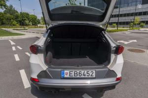 Balts Cupra Formentor 2021 Viļņa, ar dzinēja tilpumu 1.40 L un nobraukumu 42 tūkst. km par 25200 €, foto 15 vietnē AUTOMOTO.COM.LV