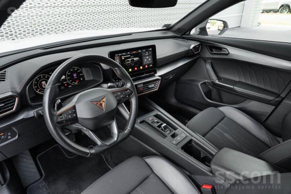 Белый Cupra Formentor 2022 в Рига, объемом двигателя 1.50 л и пробегом 32 тыс. км за 26600 €, фото 9 на AUTOMOTO.COM.LV