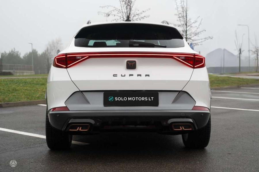 Белый Cupra Formentor 2022 в Вильнюс, объемом двигателя 1.40 л и пробегом 25 тыс. км за 23950 €, фото 5 на AUTOMOTO.COM.LV