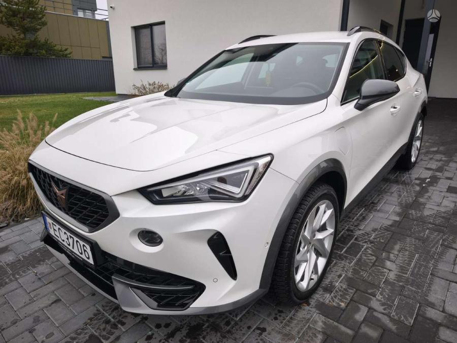 Balts Cupra Formentor 2022 Marijampole, ar dzinēja tilpumu 1.40 L un nobraukumu 37 tūkst. km par 26500 €, foto 1 vietnē AUTOMOTO.COM.LV