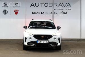 Balts Cupra Formentor 2022 Rīga, ar dzinēja tilpumu 2.00 L un nobraukumu 85 tūkst. km par 27490 €, foto 3 vietnē AUTOMOTO.COM.LV