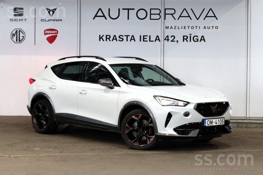 Balts Cupra Formentor 2022 Rīga, ar dzinēja tilpumu 2.00 L un nobraukumu 85 tūkst. km par 27490 €, foto 4 vietnē AUTOMOTO.COM.LV