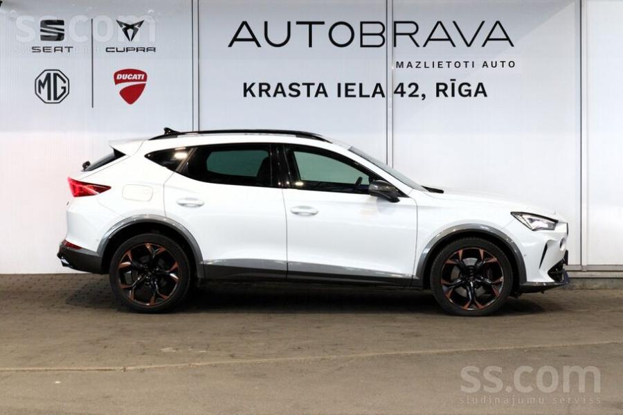 Balts Cupra Formentor 2022 Rīga, ar dzinēja tilpumu 2.00 L un nobraukumu 85 tūkst. km par 27490 €, foto 6 vietnē AUTOMOTO.COM.LV