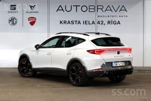 Balts Cupra Formentor 2022 Rīga, ar dzinēja tilpumu 2.00 L un nobraukumu 85 tūkst. km par 27490 €, foto 7 vietnē AUTOMOTO.COM.LV
