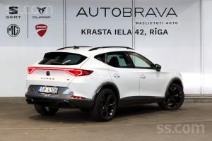 Balts Cupra Formentor 2022 Rīga, ar dzinēja tilpumu 2.00 L un nobraukumu 85 tūkst. km par 27490 €, foto 9 vietnē AUTOMOTO.COM.LV