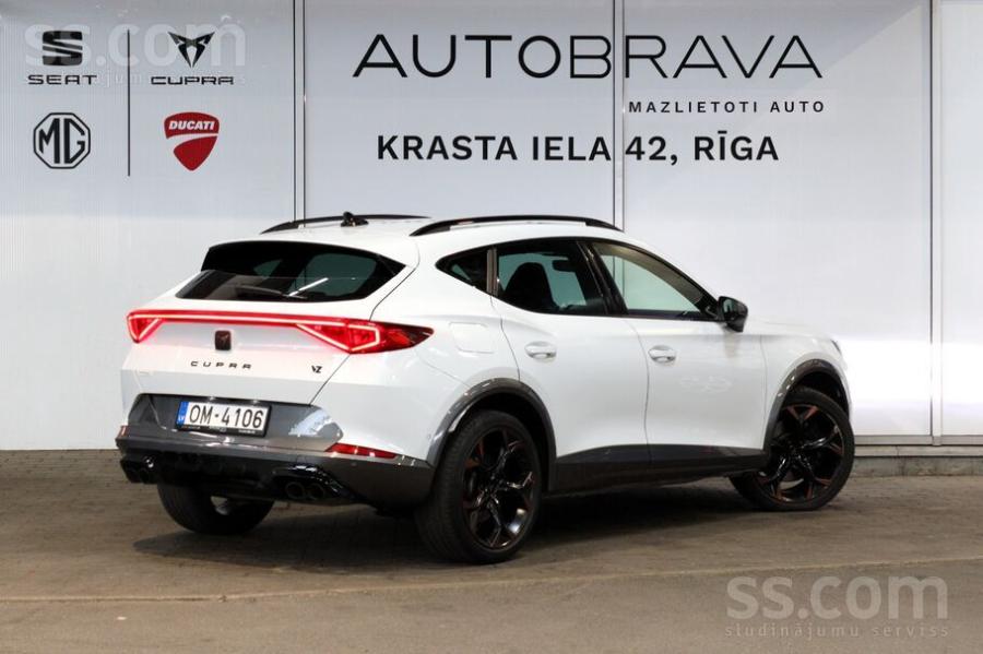 Balts Cupra Formentor 2022 Rīga, ar dzinēja tilpumu 2.00 L un nobraukumu 85 tūkst. km par 27490 €, foto 9 vietnē AUTOMOTO.COM.LV