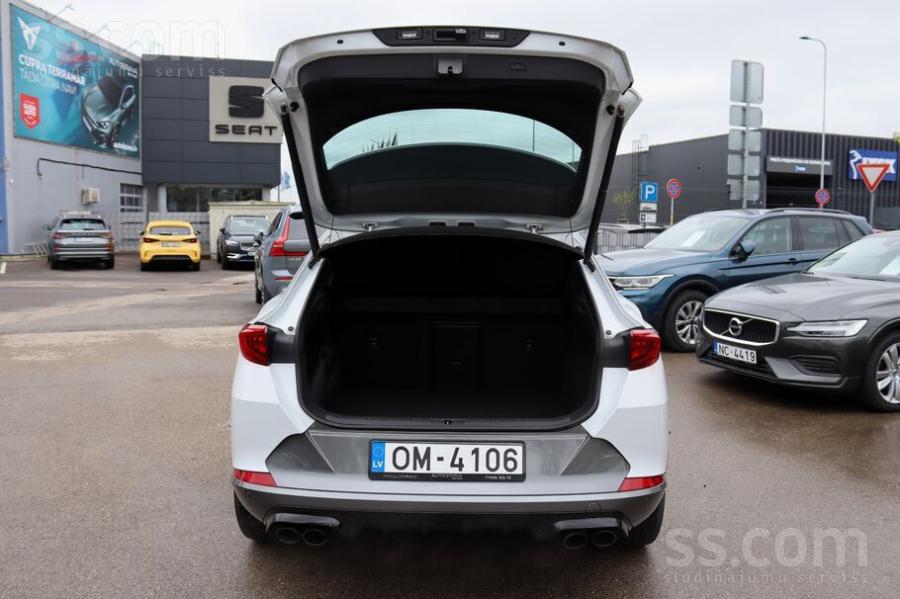 Balts Cupra Formentor 2022 Rīga, ar dzinēja tilpumu 2.00 L un nobraukumu 85 tūkst. km par 27490 €, foto 31 vietnē AUTOMOTO.COM.LV