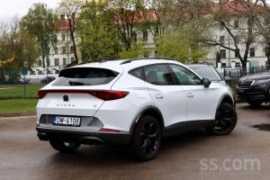 Balts Cupra Formentor 2022 Rīga, ar dzinēja tilpumu 2.00 L un nobraukumu 85 tūkst. km par 27490 €, foto 35 vietnē AUTOMOTO.COM.LV