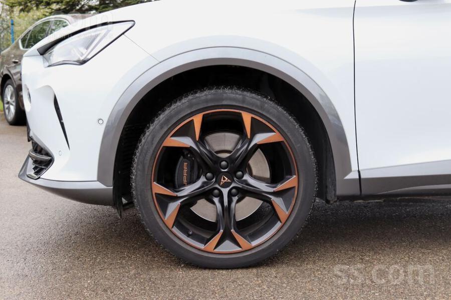 Balts Cupra Formentor 2022 Rīga, ar dzinēja tilpumu 2.00 L un nobraukumu 85 tūkst. km par 27490 €, foto 36 vietnē AUTOMOTO.COM.LV