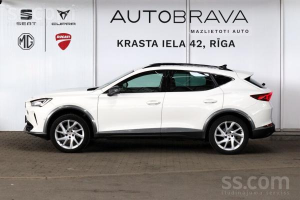 Белый Cupra Formentor 2022 в Рига, объемом двигателя 2.00 л и пробегом 78 тыс. км за 25990 €, фото 4 на AUTOMOTO.COM.LV