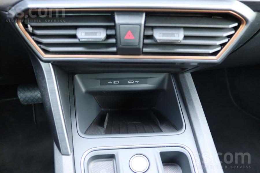 Balts Cupra Formentor 2022 Rīga, ar dzinēja tilpumu 2.00 L un nobraukumu 78 tūkst. km par 25990 €, foto 23 vietnē AUTOMOTO.COM.LV