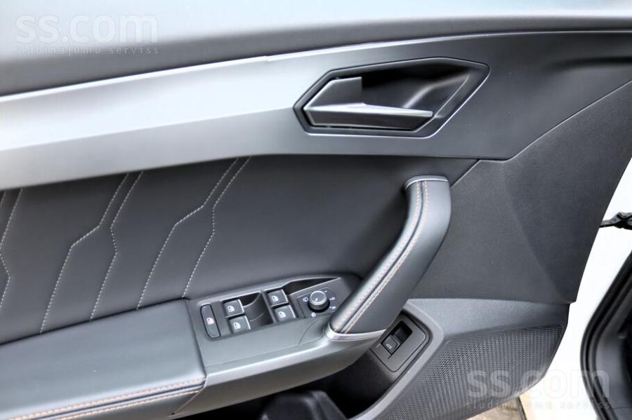 Balts Cupra Formentor 2022 Rīga, ar dzinēja tilpumu 2.00 L un nobraukumu 78 tūkst. km par 25990 €, foto 25 vietnē AUTOMOTO.COM.LV