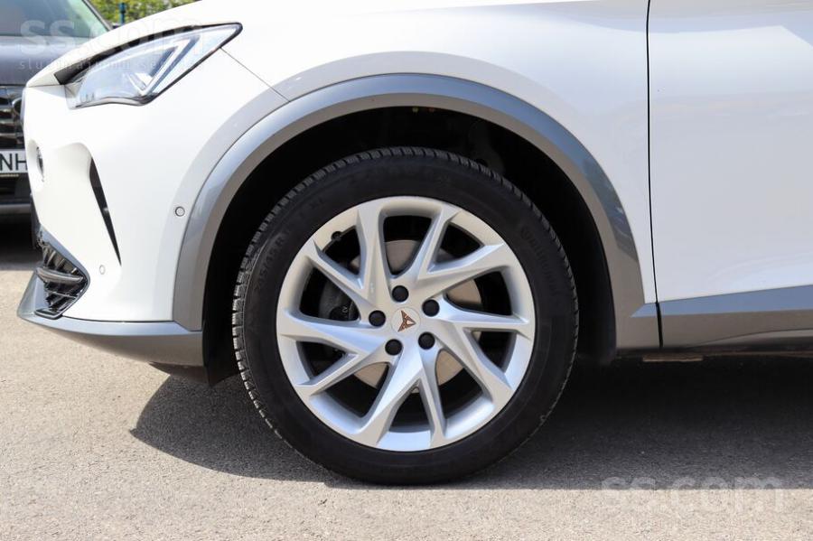 Balts Cupra Formentor 2022 Rīga, ar dzinēja tilpumu 2.00 L un nobraukumu 78 tūkst. km par 25990 €, foto 36 vietnē AUTOMOTO.COM.LV