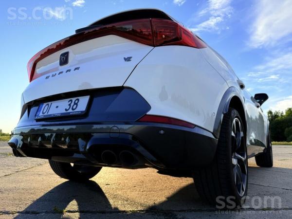 Белый Cupra Formentor 2022 в Рига, объемом двигателя 2.00 л и пробегом 37 тыс. км за 27999 €, фото 7 на AUTOMOTO.COM.LV