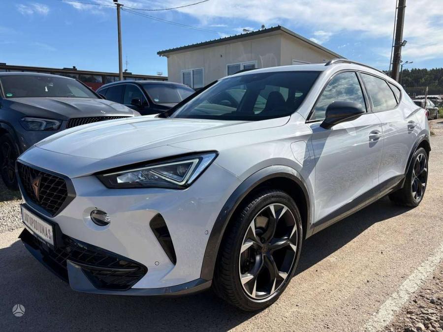 Белый Cupra Formentor 2022 в Вильнюс, объемом двигателя 1.40 л и пробегом 69 тыс. км за 23990 €, фото 1 на AUTOMOTO.COM.LV
