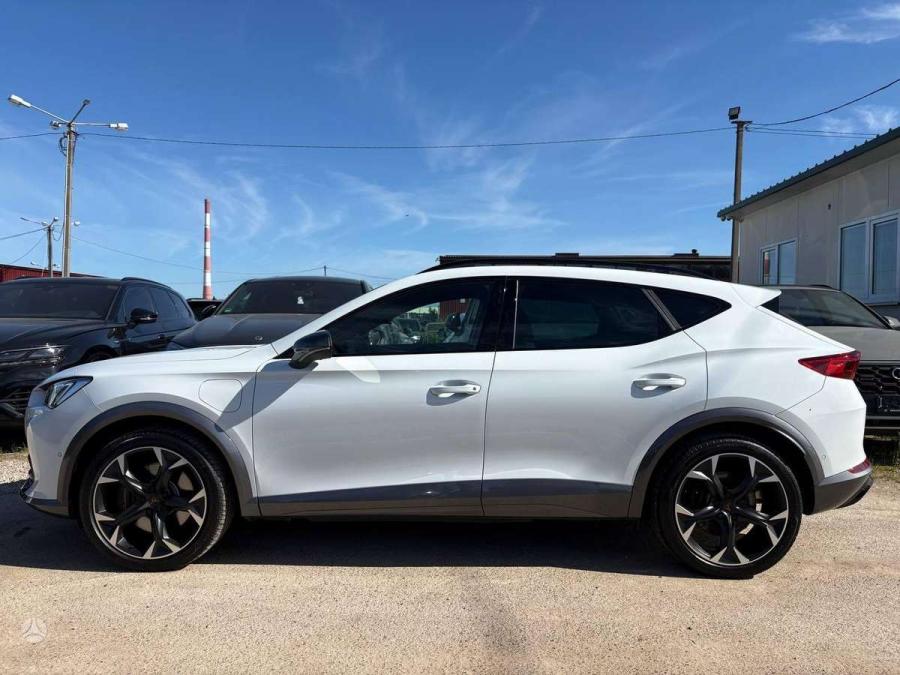Белый Cupra Formentor 2022 в Вильнюс, объемом двигателя 1.40 л и пробегом 69 тыс. км за 23990 €, фото 3 на AUTOMOTO.COM.LV