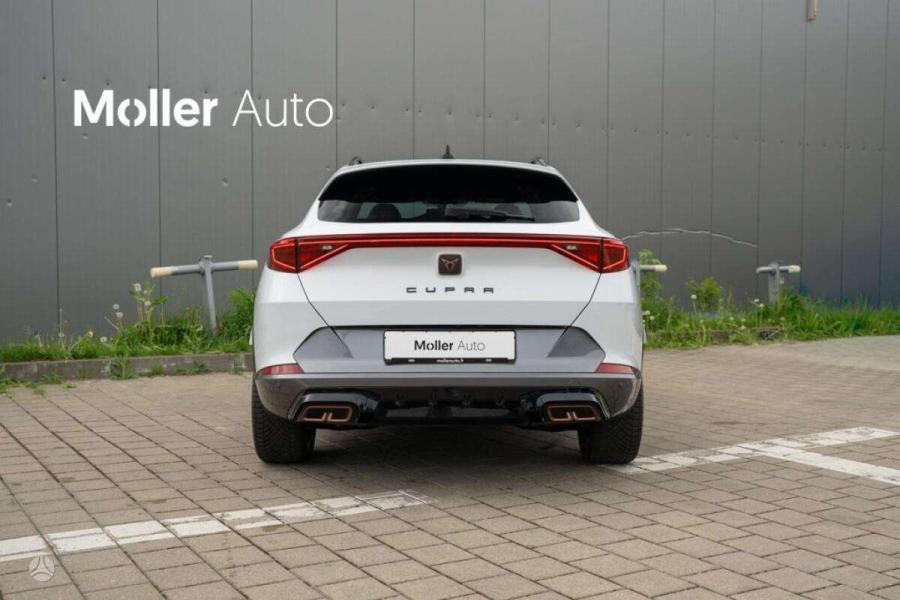 White Cupra Formentor 2022 in Vilnius, with an engine capacity of 1.40 L and mileage of 73 thousand km for 26500 €, photo 6 on AUTOMOTO.COM.LV