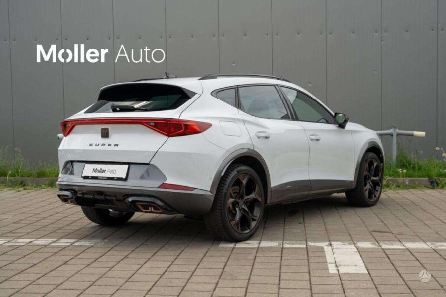 White Cupra Formentor 2022 in Vilnius, with an engine capacity of 1.40 L and mileage of 73 thousand km for 26500 €, photo 7 on AUTOMOTO.COM.LV
