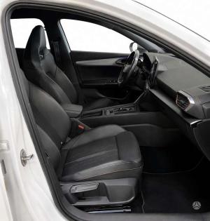 White Cupra Formentor 2022 in Kaunas, with an engine capacity of 1.98 L and mileage of 57 thousand km for 27500 €, photo 7 on AUTOMOTO.COM.LV