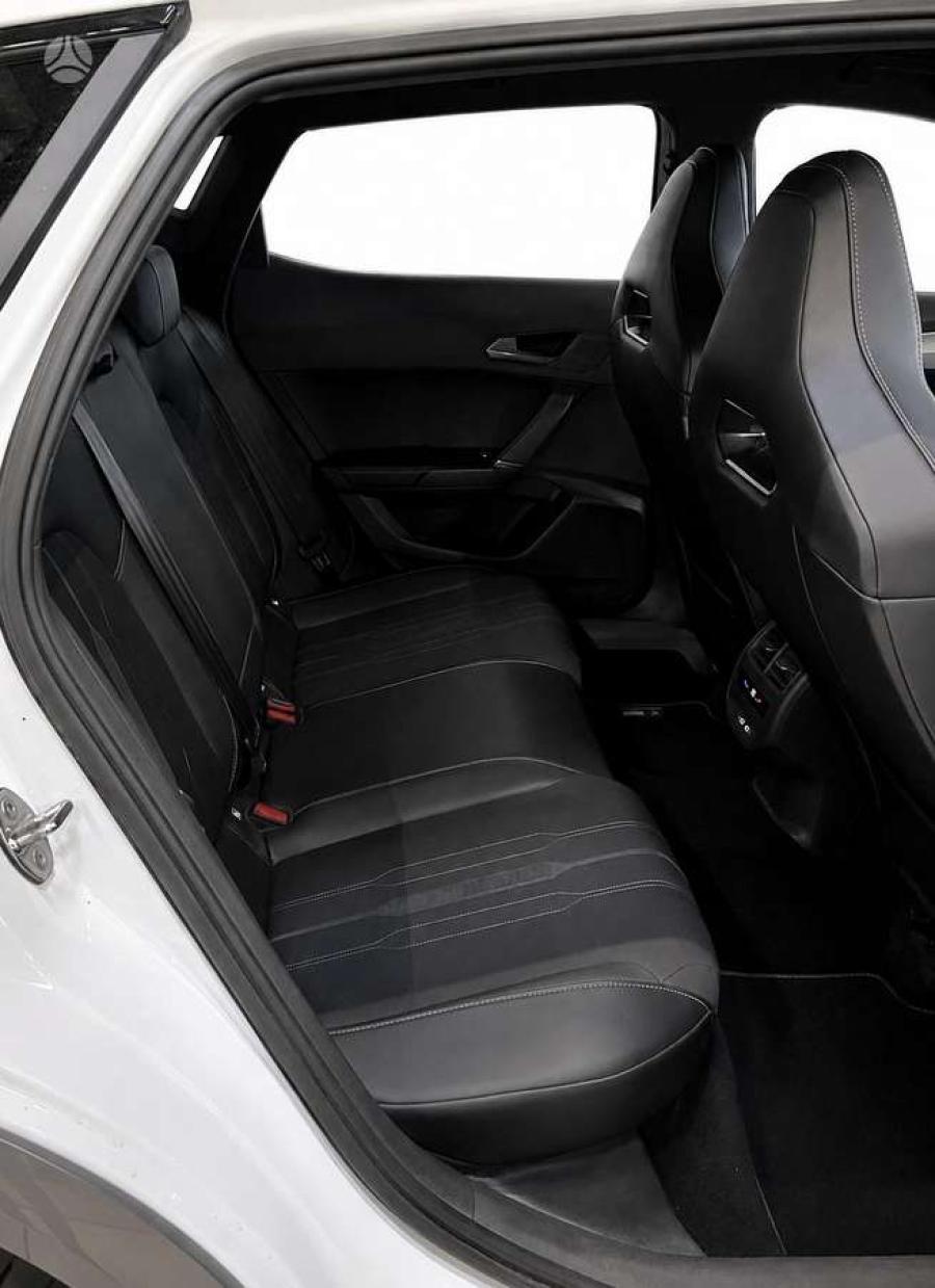 White Cupra Formentor 2022 in Kaunas, with an engine capacity of 1.98 L and mileage of 57 thousand km for 27500 €, photo 8 on AUTOMOTO.COM.LV