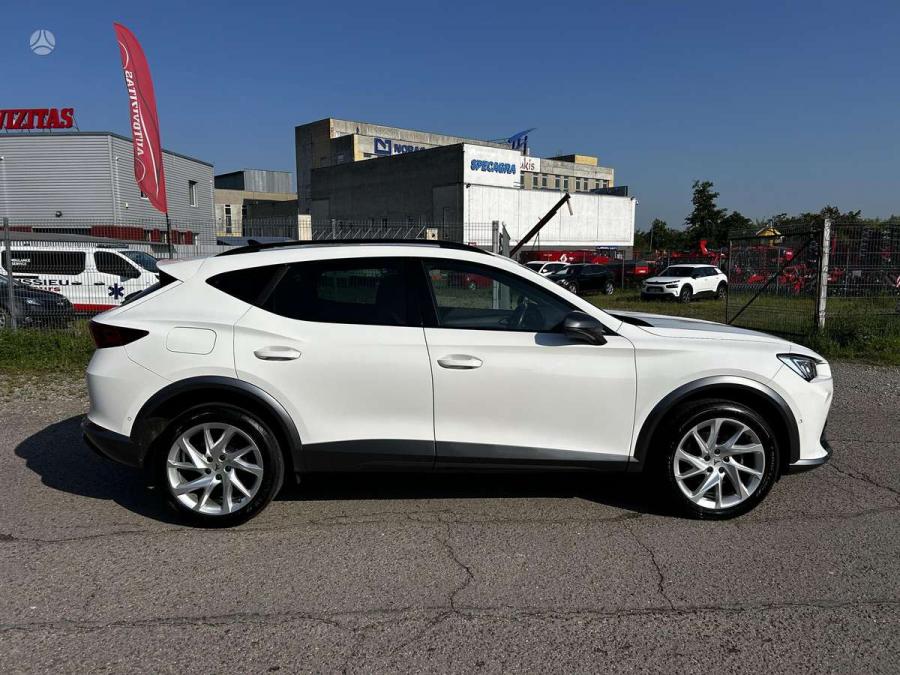 Balts Cupra Formentor 2022 Panevēža, ar dzinēja tilpumu 1.97 L un nobraukumu 71 tūkst. km par 21400 €, foto 9 vietnē AUTOMOTO.COM.LV