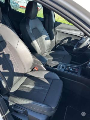 Balts Cupra Formentor 2022 Panevēža, ar dzinēja tilpumu 1.97 L un nobraukumu 71 tūkst. km par 21400 €, foto 12 vietnē AUTOMOTO.COM.LV