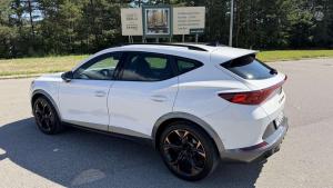 Balts Cupra Formentor 2022 Viļņa, ar dzinēja tilpumu 1.40 L un nobraukumu 95 tūkst. km par 25400 €, foto 3 vietnē AUTOMOTO.COM.LV