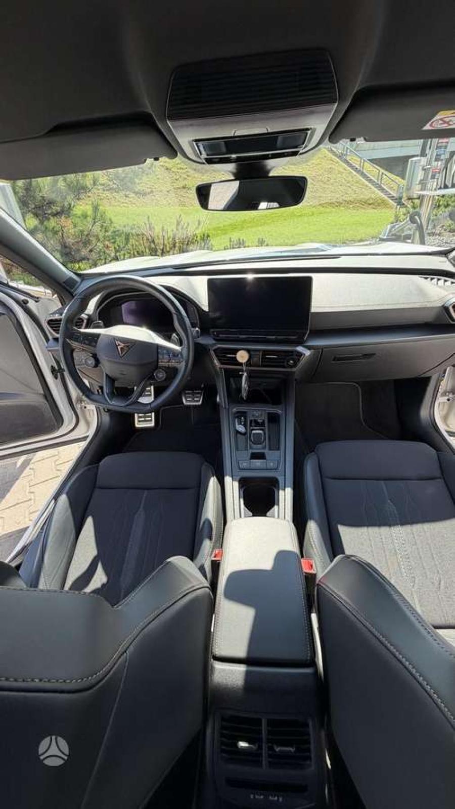 Balts Cupra Formentor 2022 Viļņa, ar dzinēja tilpumu 1.40 L un nobraukumu 95 tūkst. km par 25400 €, foto 12 vietnē AUTOMOTO.COM.LV