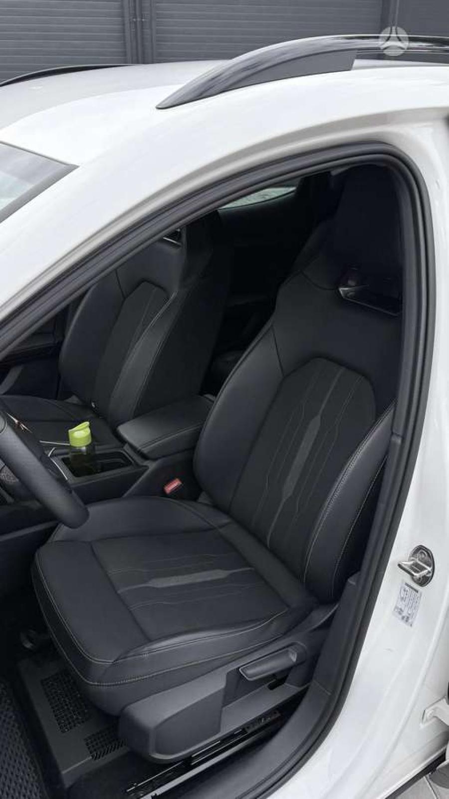 White Cupra Formentor 2022 in Kaunas, with an engine capacity of 1.98 L and mileage of 54 thousand km for 29800 €, photo 14 on AUTOMOTO.COM.LV