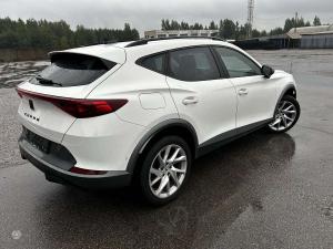 White Cupra Formentor 2022 in Panevezys, with an engine capacity of 1.97 L and mileage of 74 thousand km for 21300 €, photo 6 on AUTOMOTO.COM.LV