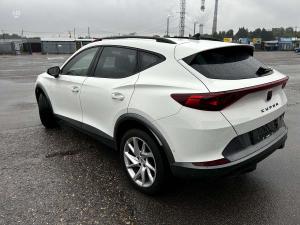 White Cupra Formentor 2022 in Panevezys, with an engine capacity of 1.97 L and mileage of 74 thousand km for 21300 €, photo 8 on AUTOMOTO.COM.LV