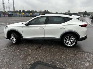 White Cupra Formentor 2022 in Panevezys, with an engine capacity of 1.97 L and mileage of 74 thousand km for 21300 €, photo 9 on AUTOMOTO.COM.LV