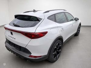 White Cupra Formentor 2022 in Vilnius, with an engine capacity of 1.40 L and mileage of 42 thousand km for 23900 €, photo 3 on AUTOMOTO.COM.LV